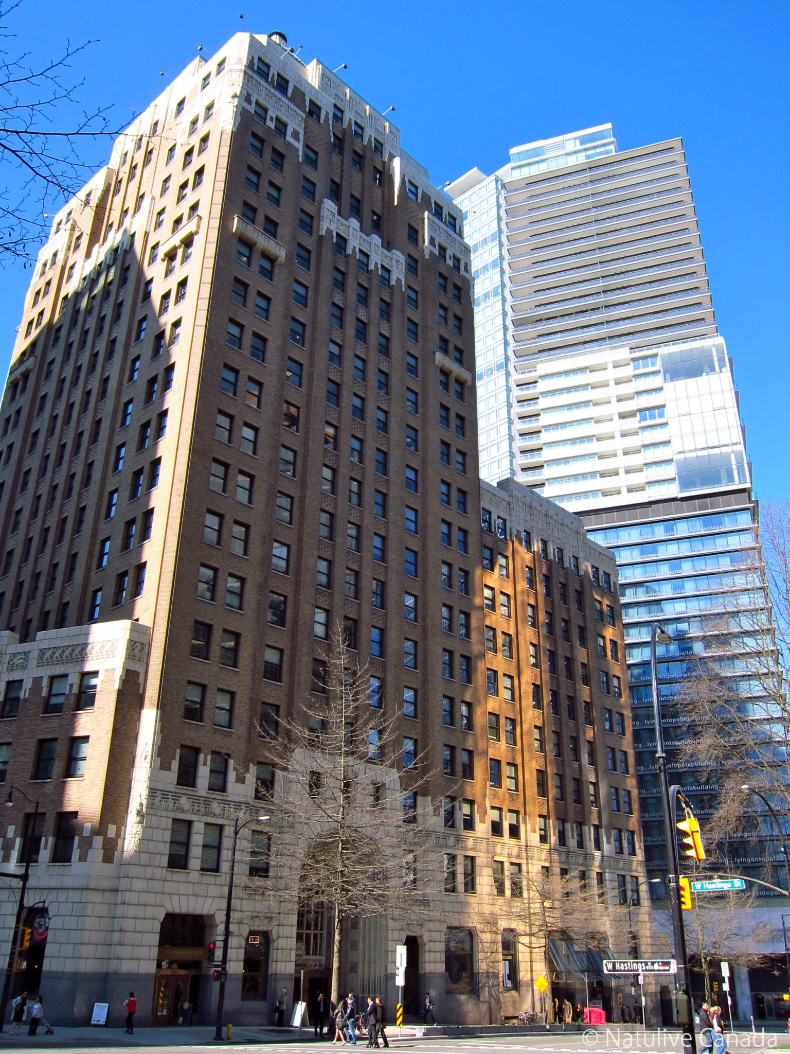 Vancouver Marine Building - LifeVancouver カナダ・バンクーバー現地情報